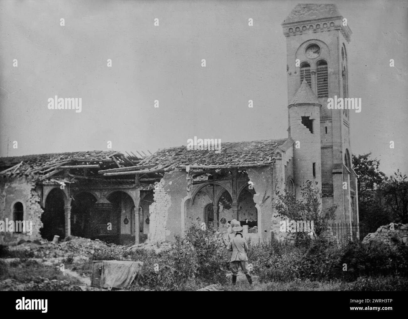 Church, Belleville, between c1915 and 1918. Ruins of Saint-Jean ... Church, Belleville, between c1915 and 1918. Ruins of Saint-Jean ...