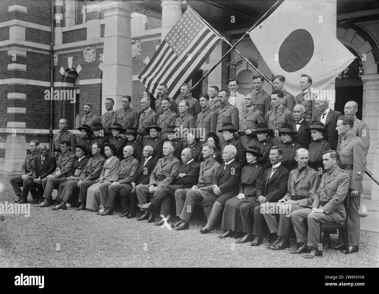 Doctor en red Black and White Stock Photos & Images - Alamy