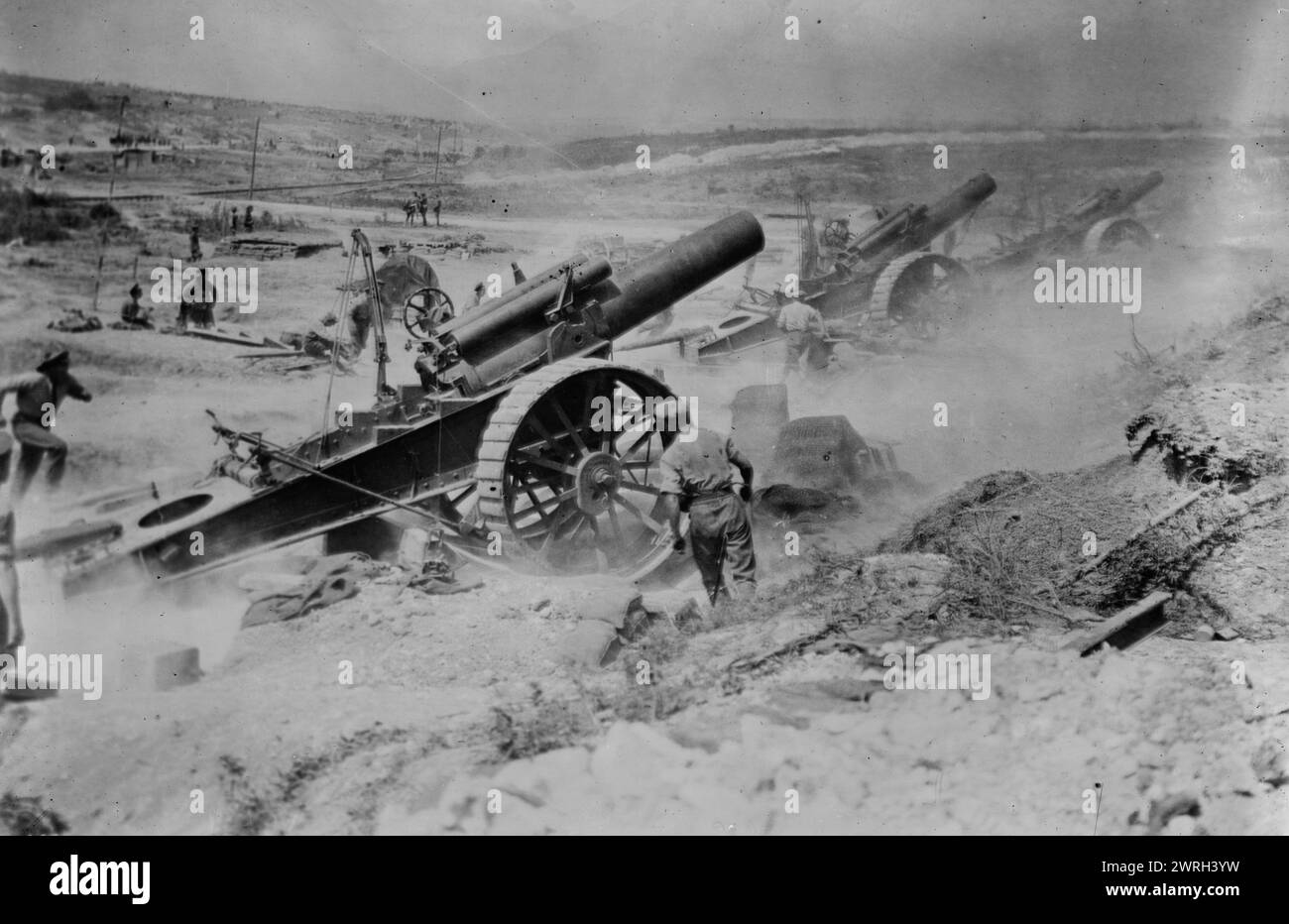 Inch howitzers royal artillery hi-res stock photography and images - Alamy
