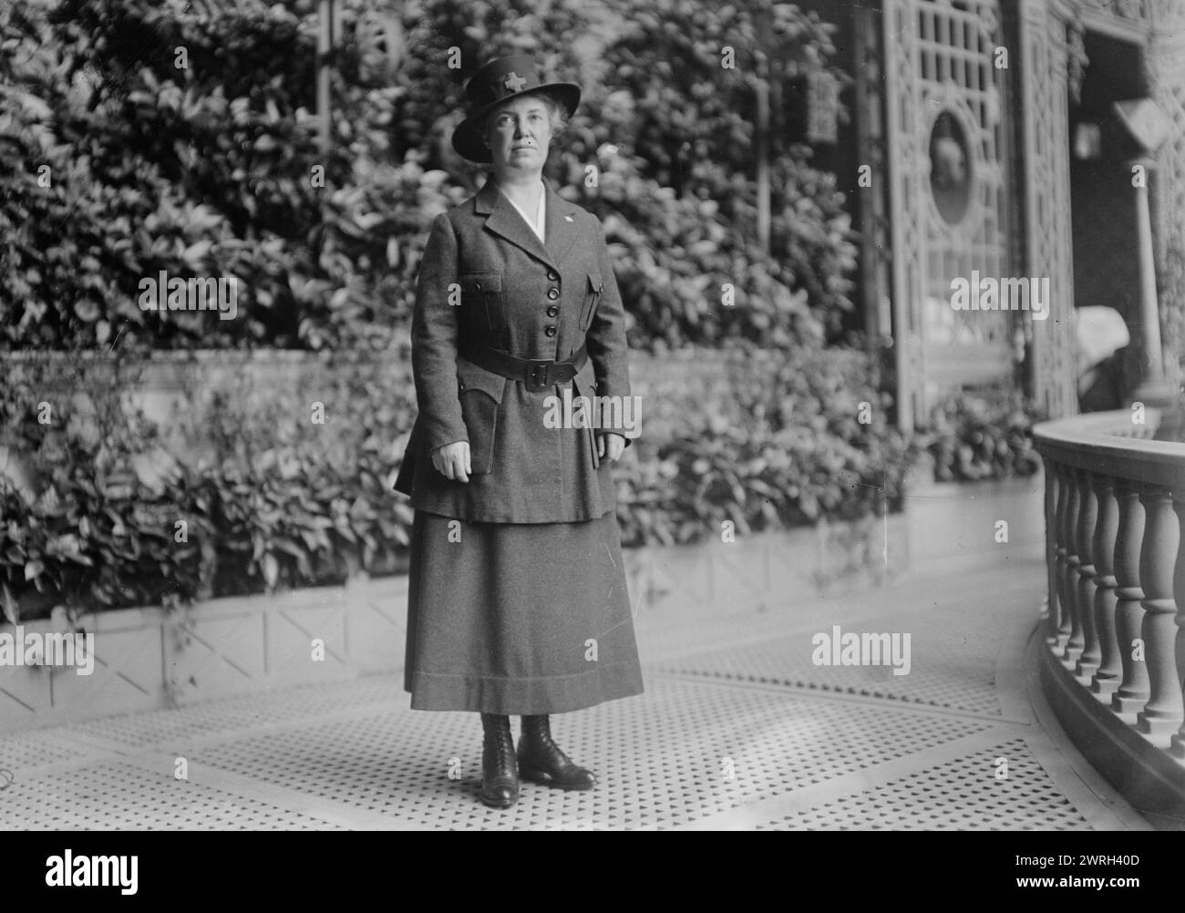 American red cross in europe during world war one Black and White Stock ...