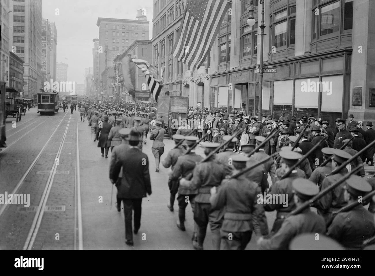 Volunteers, New York, 1917 and 1918. Soldier volunteers during World ...