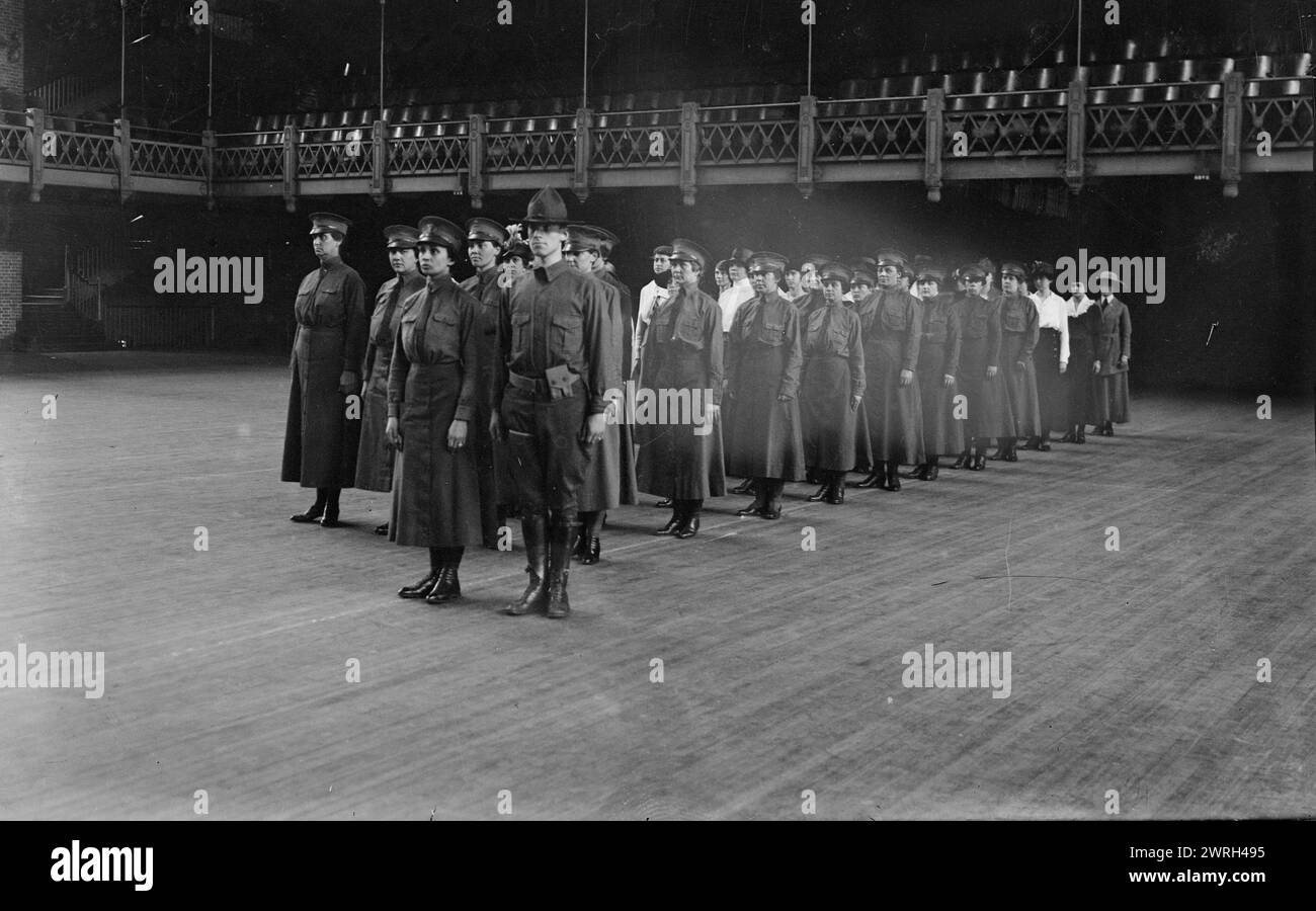 Women's Motor Corps, May 1917. The members of the Women's Motor Corps ...
