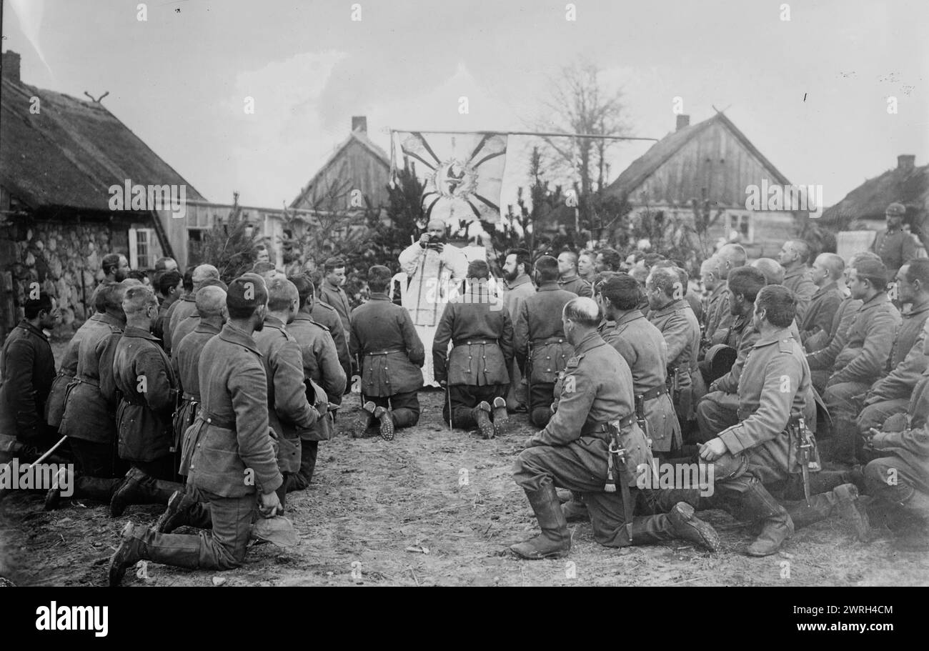 Mass for Germans before battle, between 1914 and c1915. Catholic priest ...
