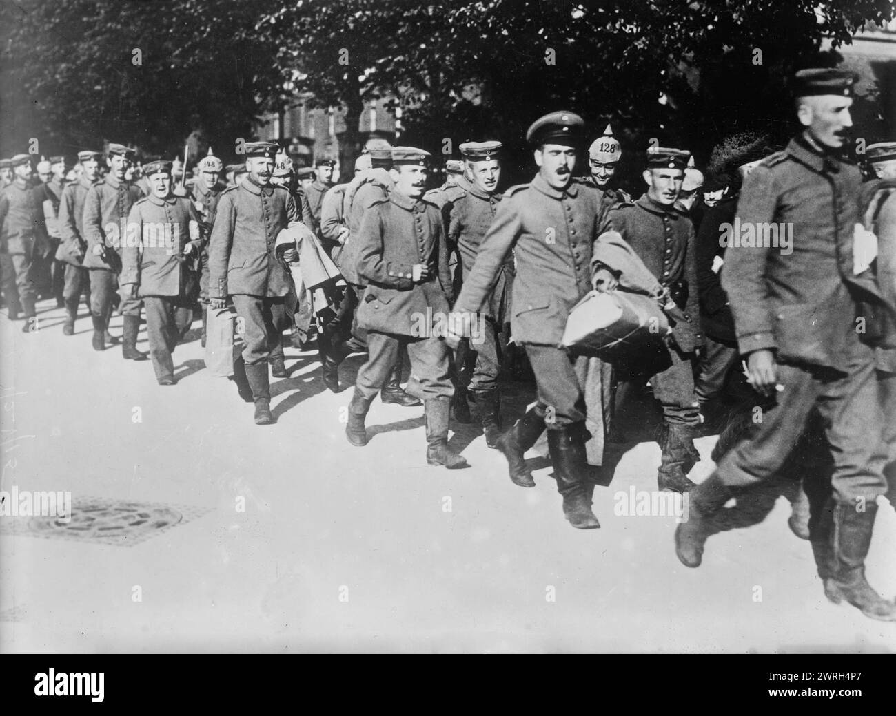Soldiers singing Black and White Stock Photos & Images - Alamy