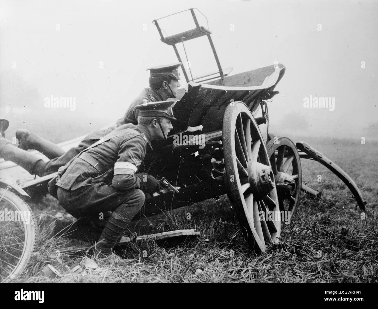 British motorcycle despatch riders, 27 Oct 1914 (date created or ...