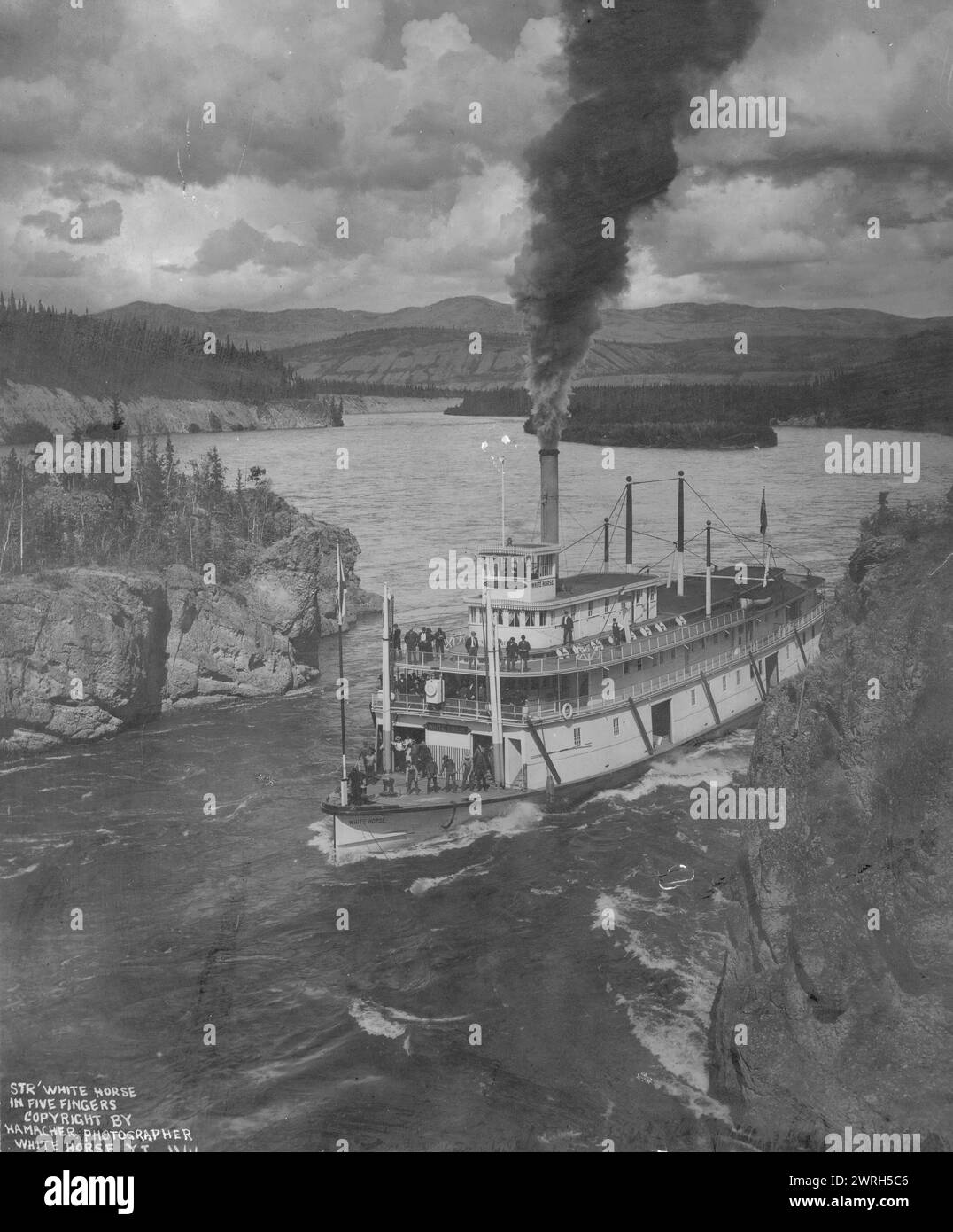 Steamer ship 1920 hi-res stock photography and images - Alamy