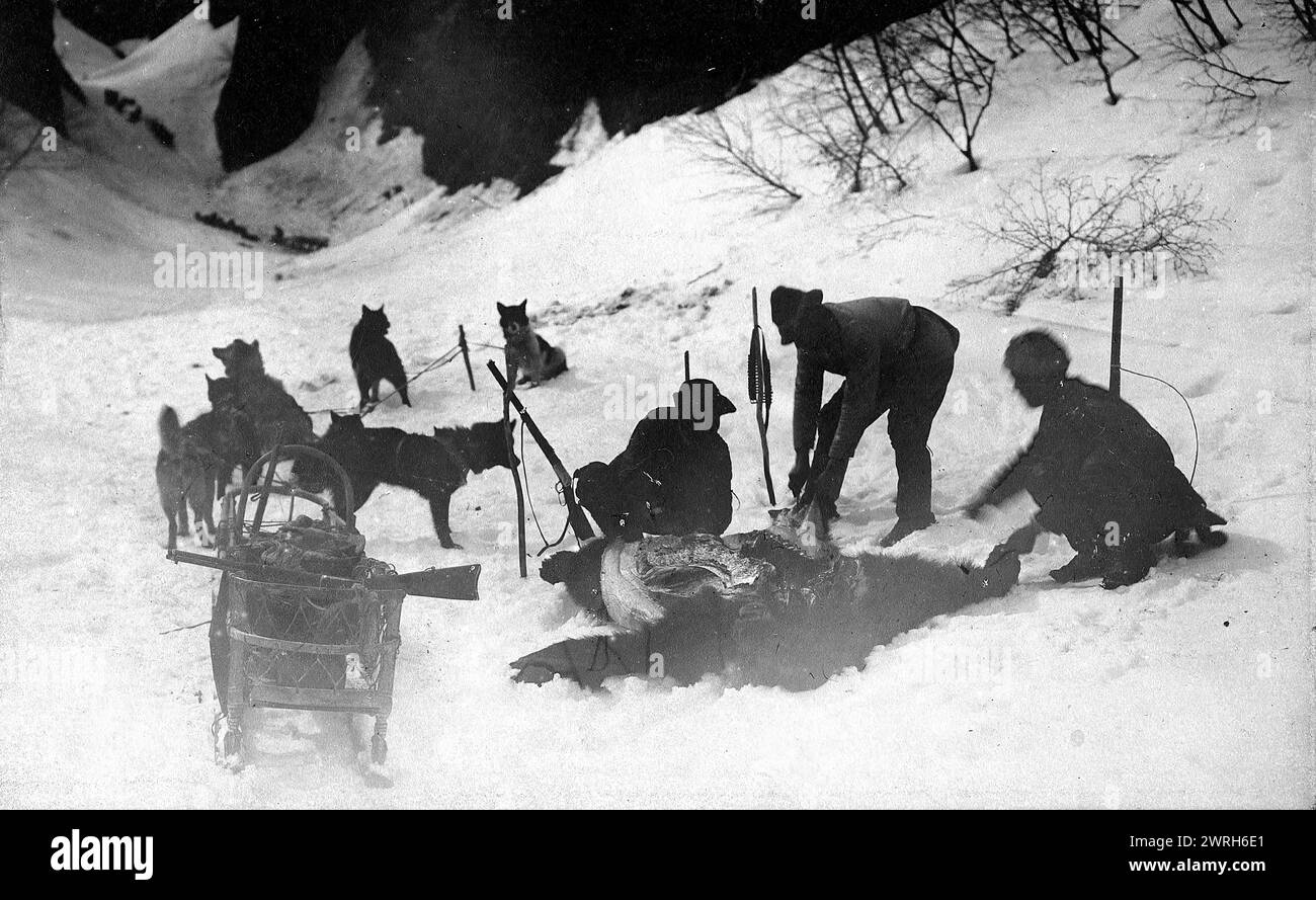 Russian hunters Black and White Stock Photos & Images - Alamy