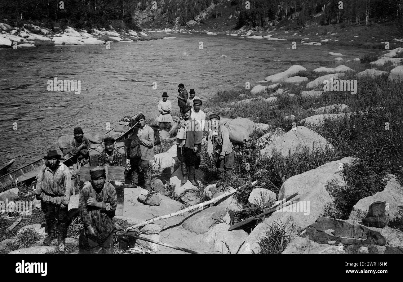 Carrying the Heavy Load of a Land-Management Expedition, Detouring the ...