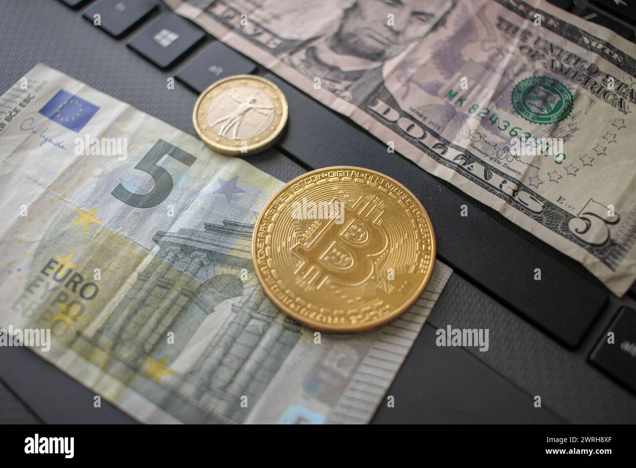 Conundrum hi-res stock photography and images - Alamy