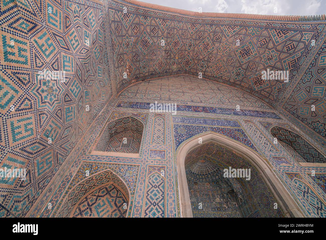 JUNE 20, 2023, SAMARKAND, UZBEKISTAN: Details of the vaulted portal or ...