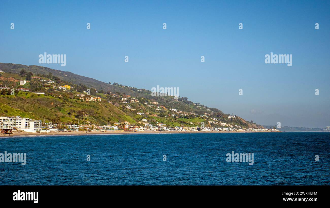 The coast of Malibu, California, USA, with the Pacific Ocean and Malibu ...