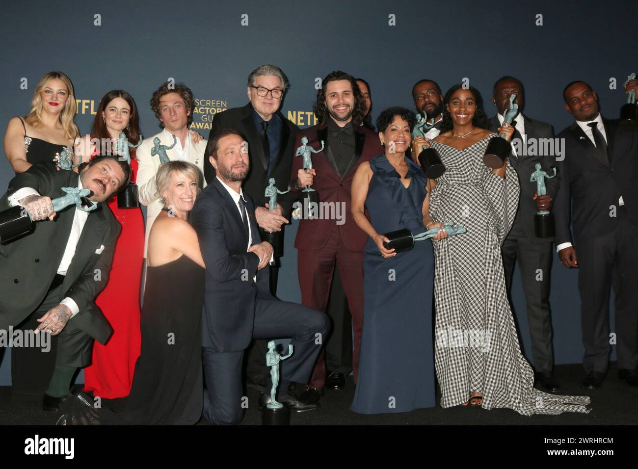LOS ANGELES - FEB 25: The Bear Cast, Abby Elliott, Jeremy Allen White ...