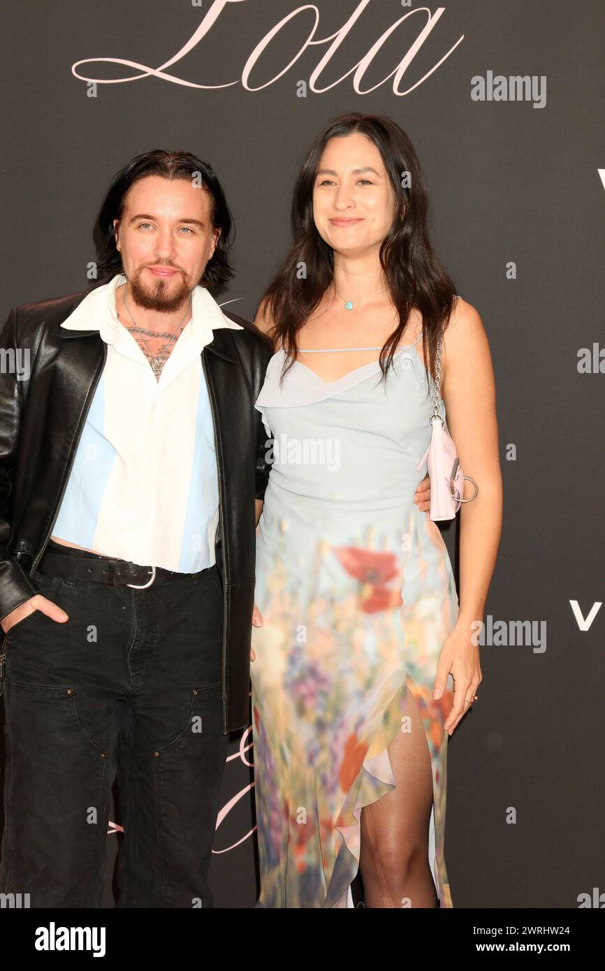 Amanda lim hi-res stock photography and images - Alamy