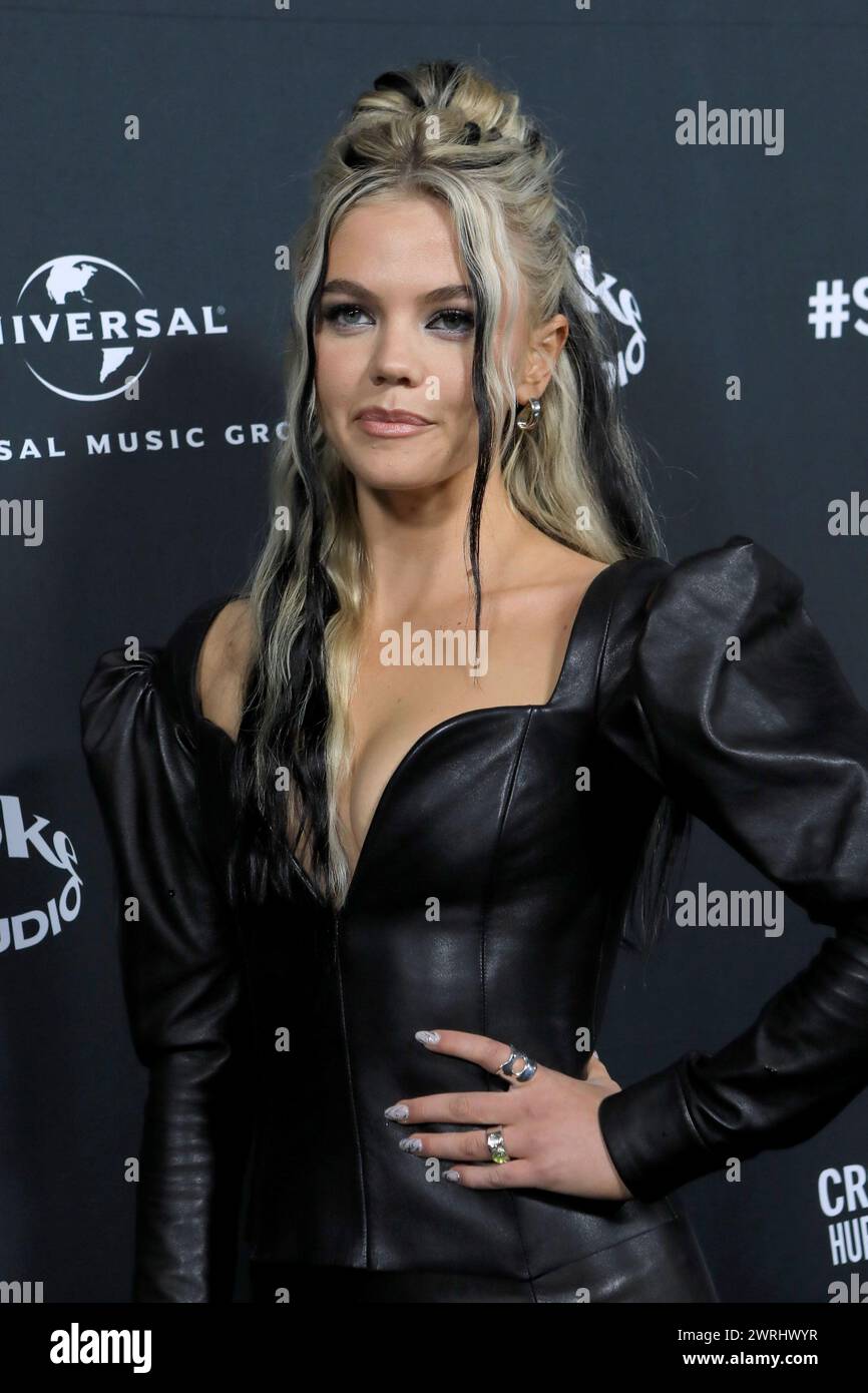 February 4, 2024, Los Angeles, Ca, USA: LOS ANGELES - FEB 4: Hayes ...