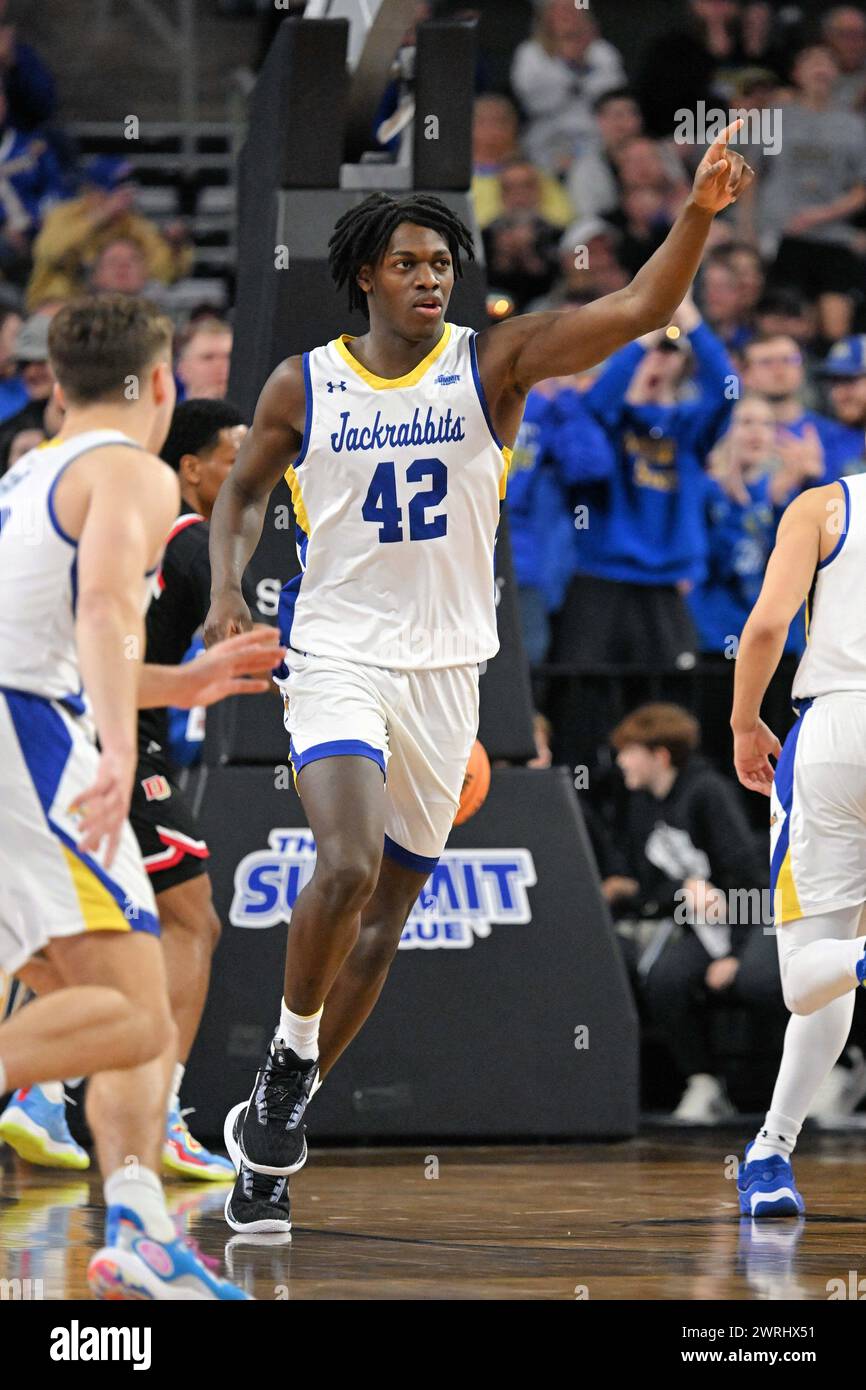 South Dakota State Jackrabbits forward William Kyle III (42) celebrates ...