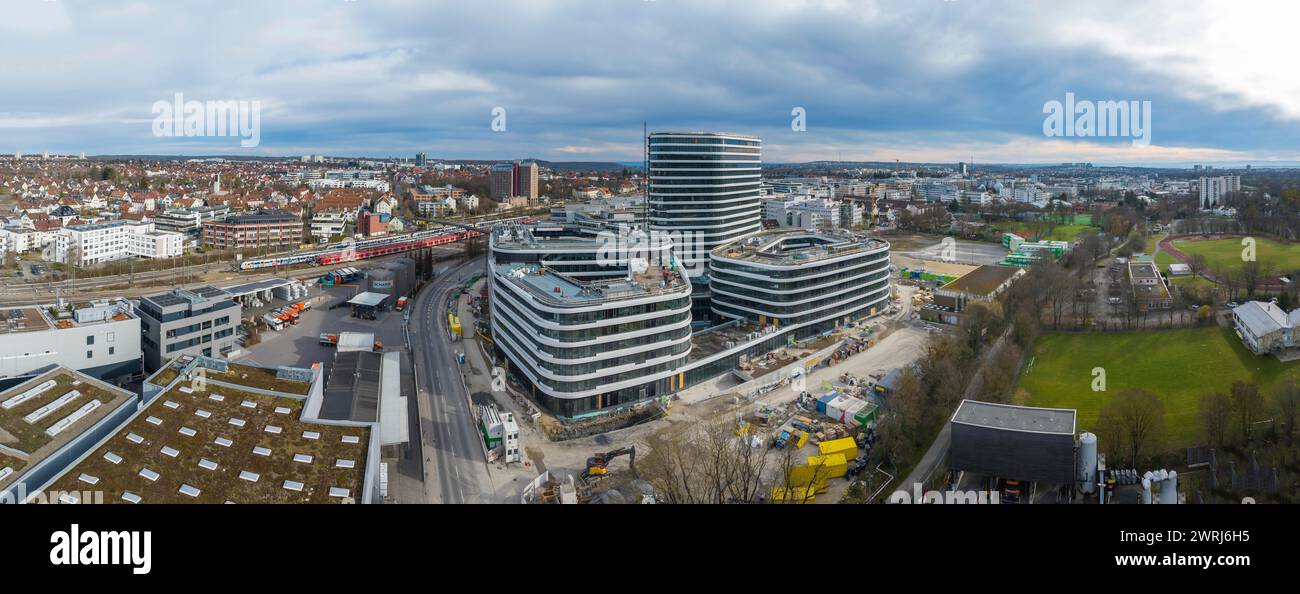 Allianz Park Stuttgart-Vaihingen. The high-rise building has 17 floors ...
