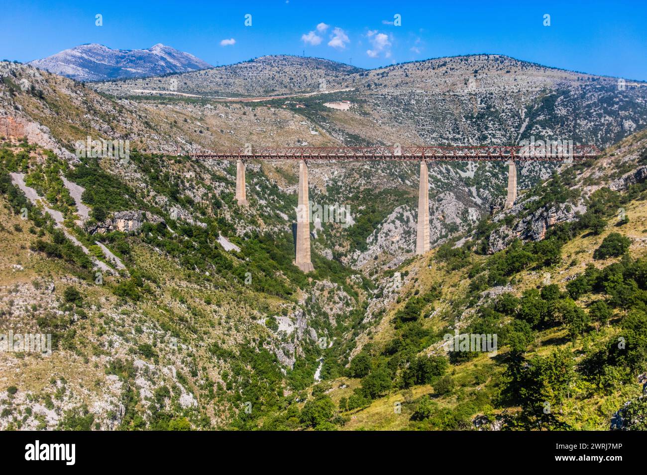 Bridge belgrade bar railway hi-res stock photography and images - Alamy