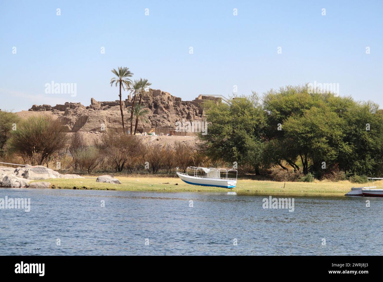 beautiful nature landscape on the river nile Stock Photo - Alamy