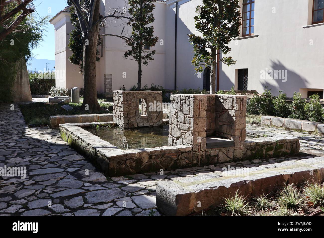 Artista in pietra hi-res stock photography and images - Alamy