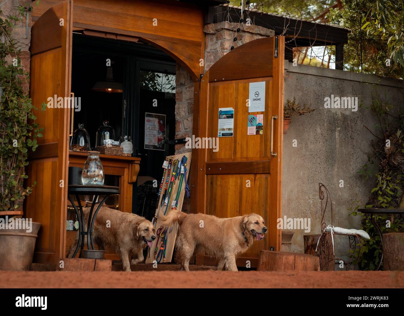Two doors together hi-res stock photography and images - Alamy