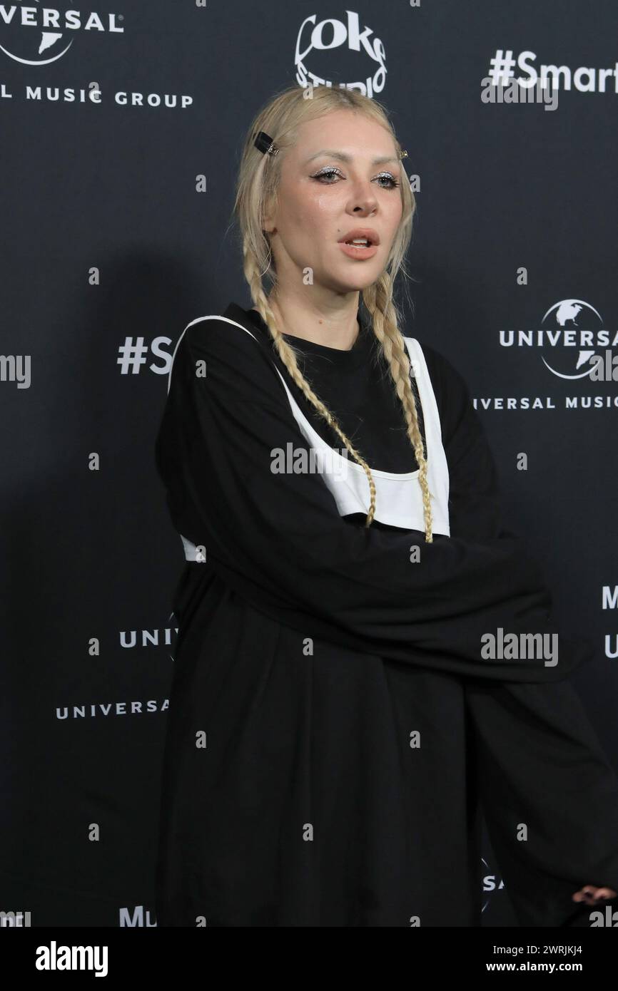 February 4, 2024, Los Angeles, Ca, USA: LOS ANGELES - FEB 4: Alison ...