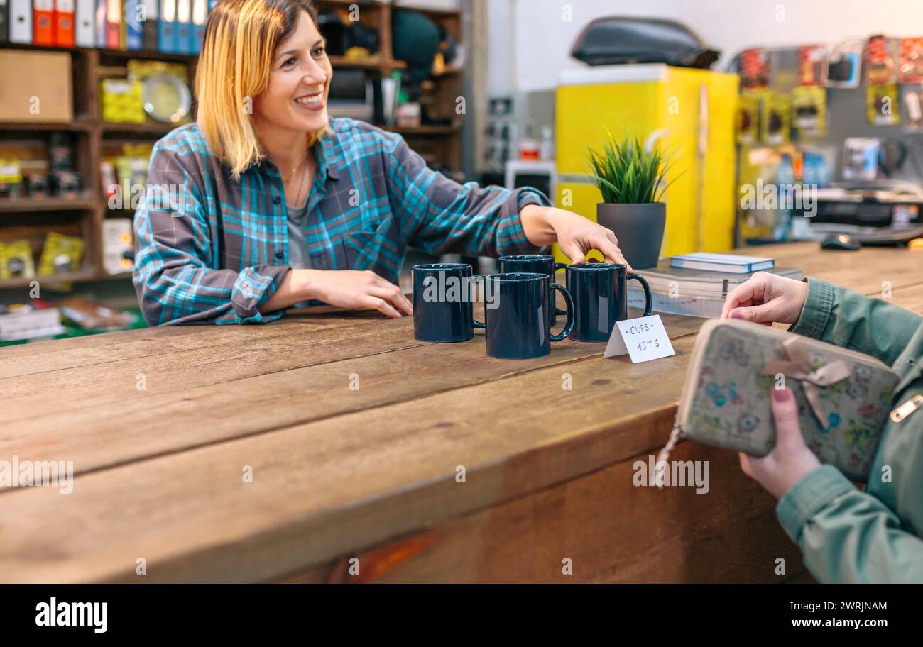 Vintage cashier counter hi-res stock photography and images - Alamy