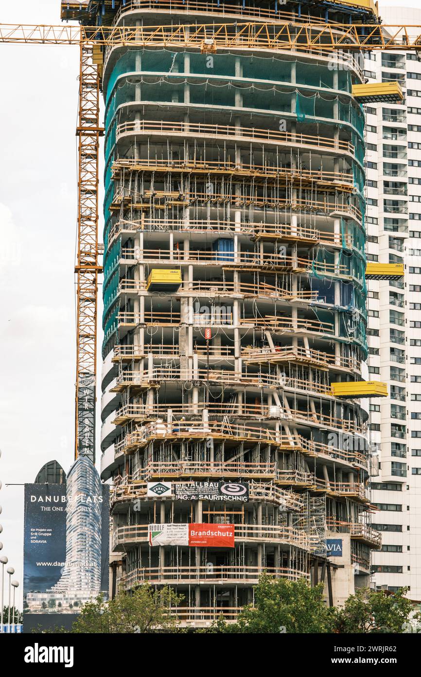 Vienna, Austria - September 28, 2022: modern skyscraper of Danube Flats ...