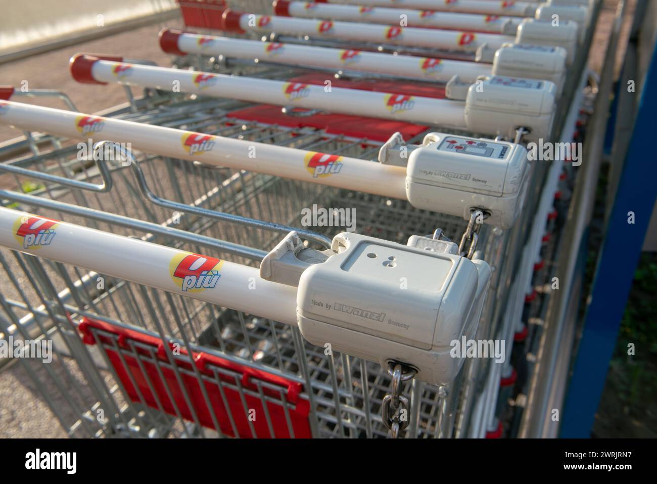 High rise carts hi-res stock photography and images - Alamy