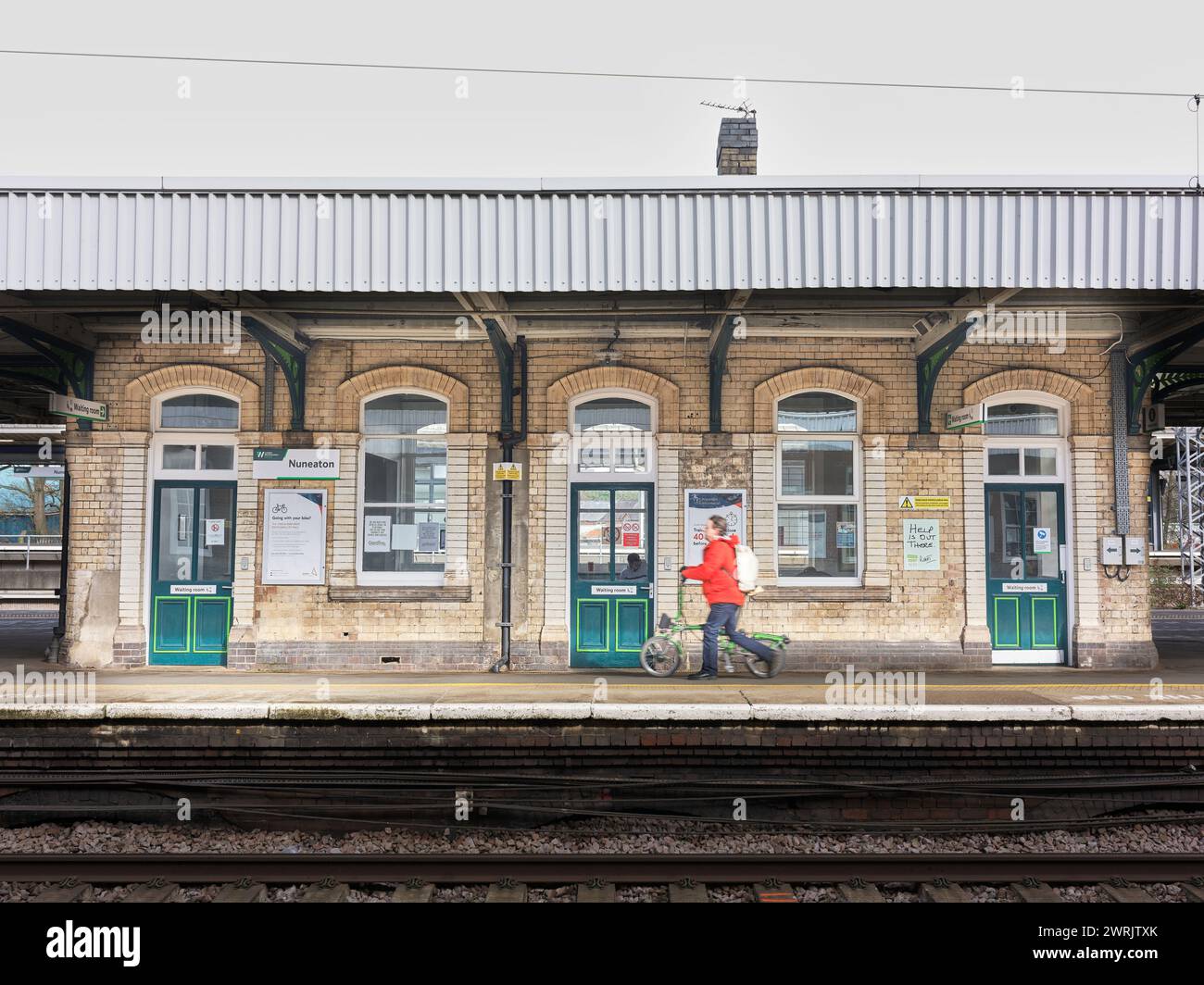 Nuneaton railway hi-res stock photography and images - Alamy