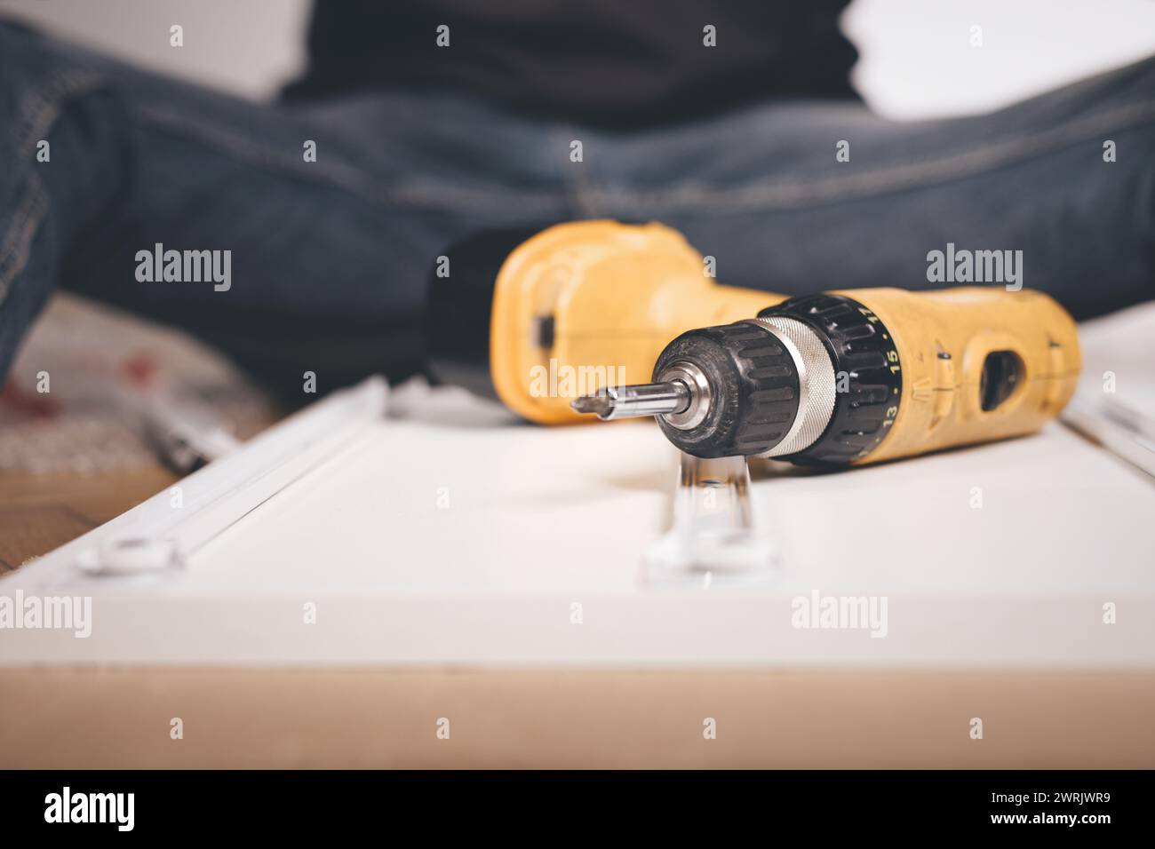Man drawers hi-res stock photography and images - Alamy