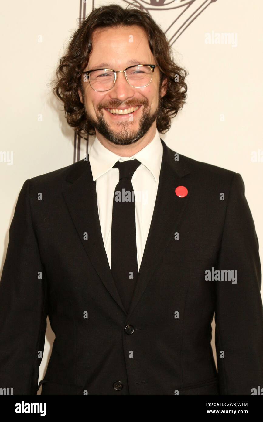LOS ANGELES - JAN 6: Joseph Gordon-Levitt at the 2024 Art of Elysium ...