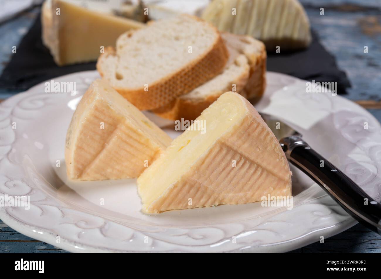 Subtle taste hi-res stock photography and images - Alamy