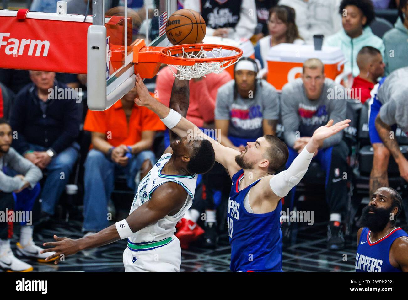 Anthony edwards timberwolves 2024 hi-res stock photography and images ...