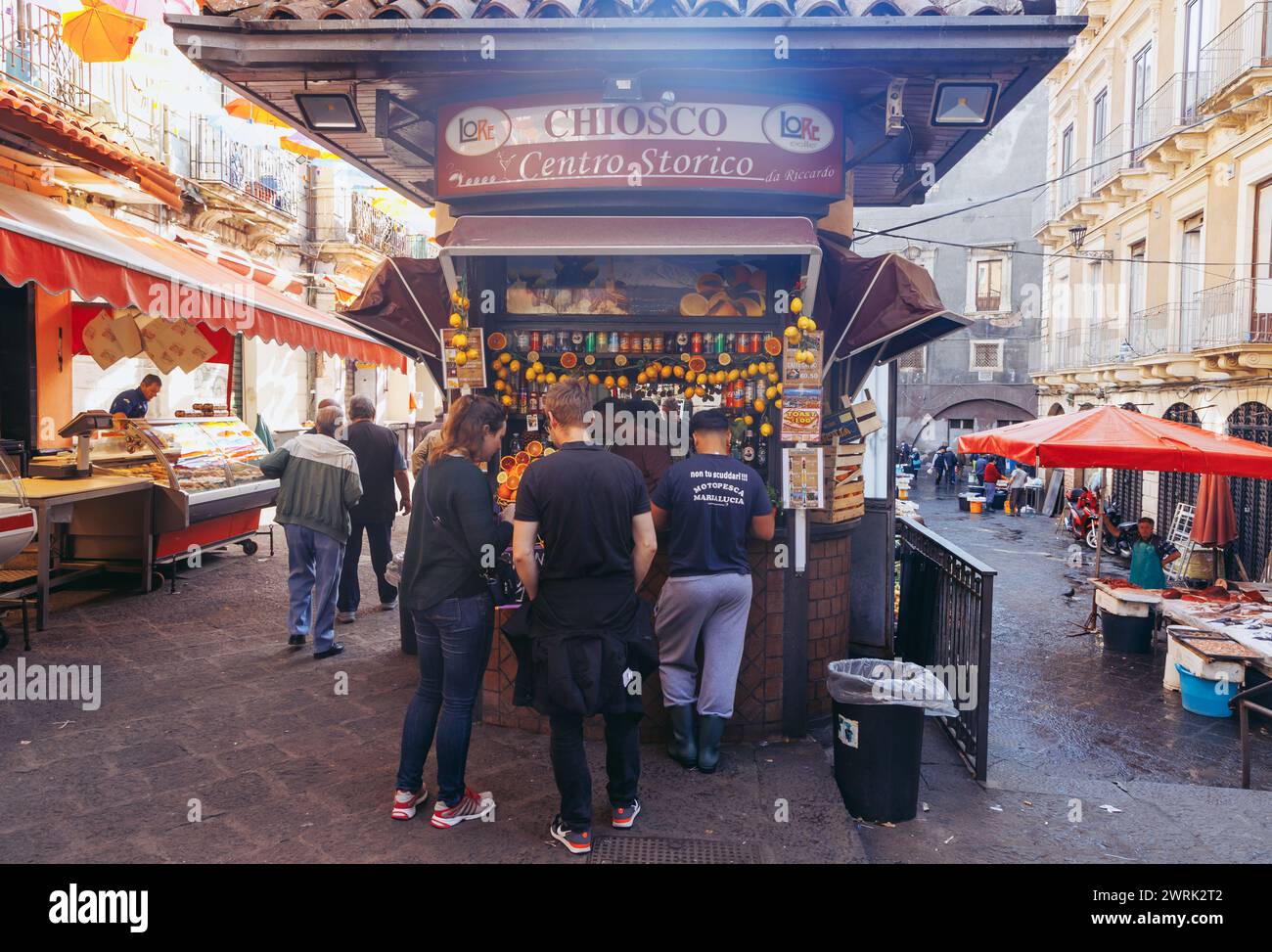 Delicatessen kiosk hi-res stock photography and images - Alamy