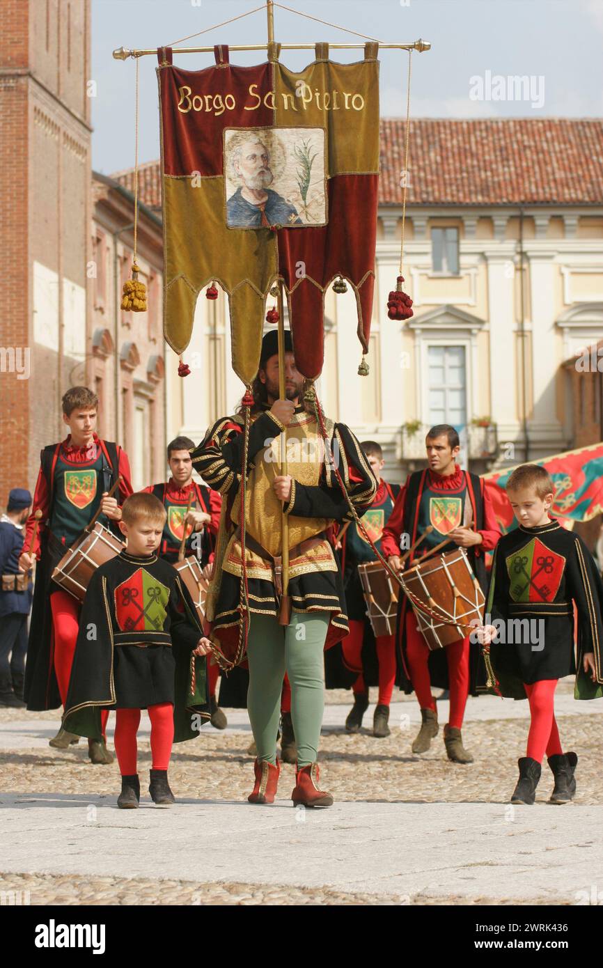 Palio of asti traditional parade hi-res stock photography and images ...