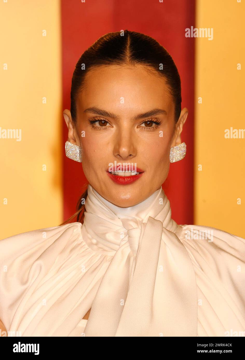 BEVERLY HILLS, CALIFORNIA - MARCH 10: Alessandra Ambrosio attends the 2024 Vanity Fair Oscar ...