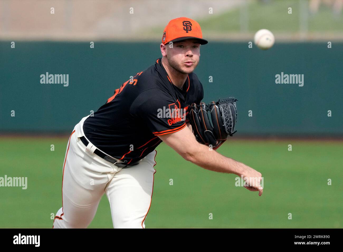 San Francisco Giants pitcher Daulton Jefferies warms up during the ...