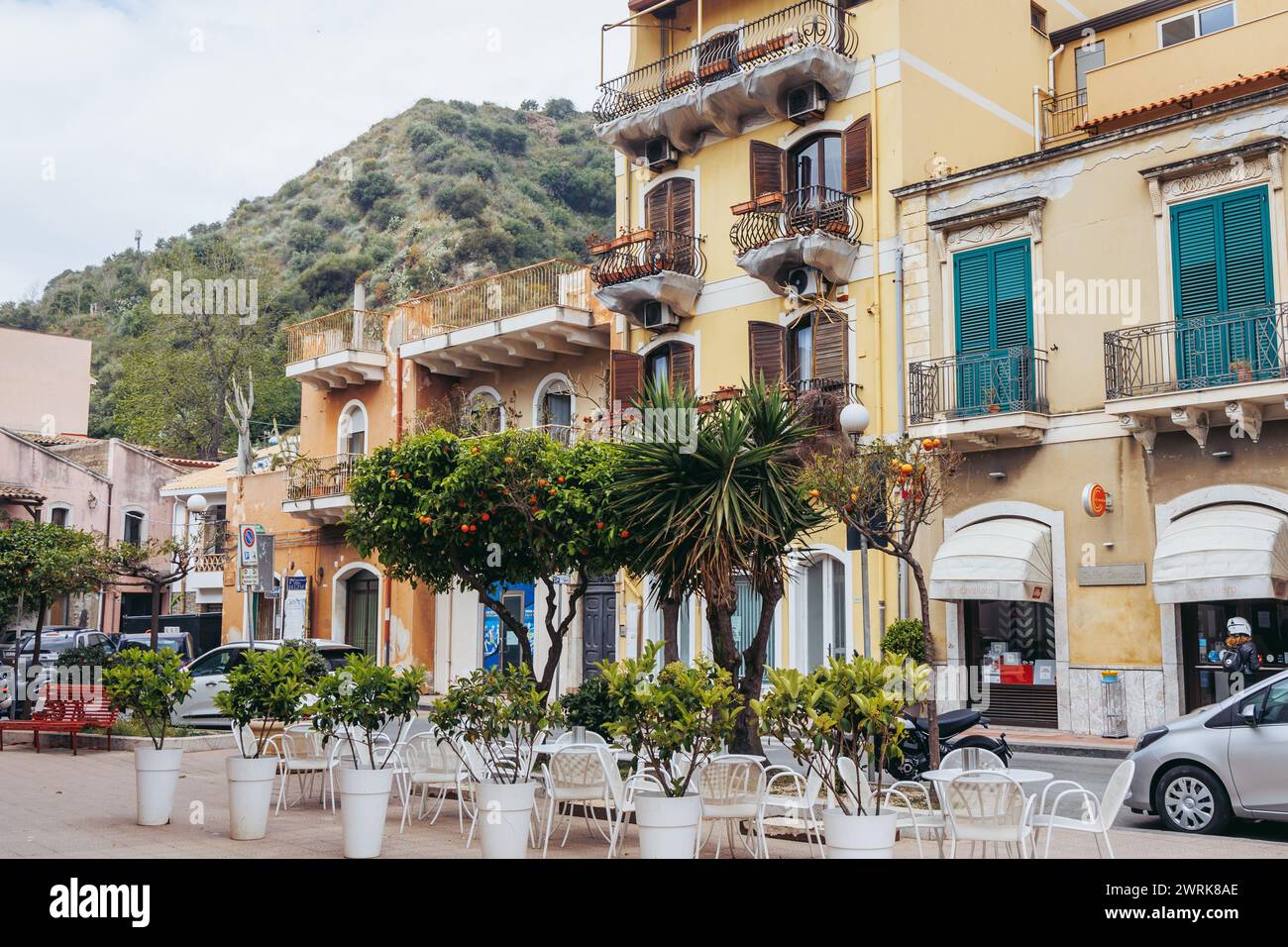 Plaza giardini hi-res stock photography and images - Alamy