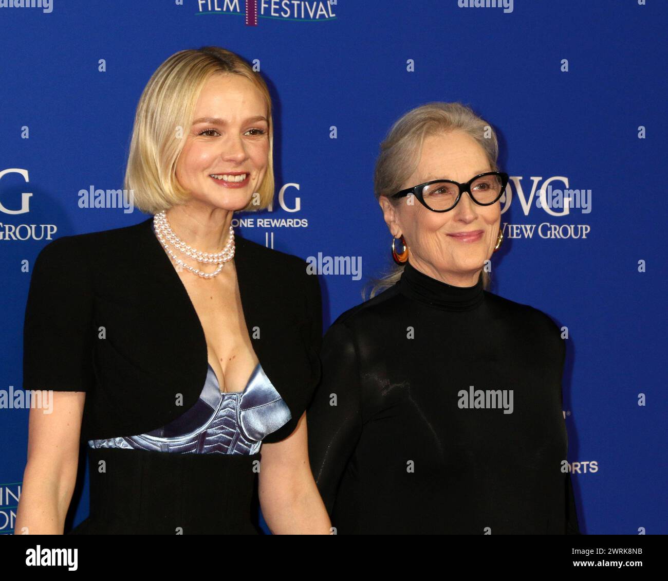 LOS ANGELES - JAN 4: Carey Mulligan, Meryl Streep at the 2024 Palm ...