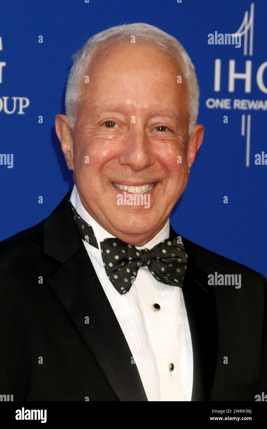 LOS ANGELES - JAN 4: Jeffery Bernstein, Mayor of Palm Springs at the ...