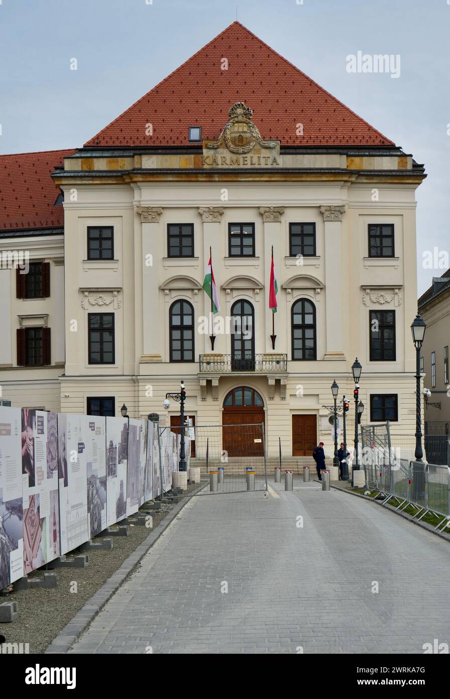 Hungary budapest carmelite monastery hi-res stock photography and ...