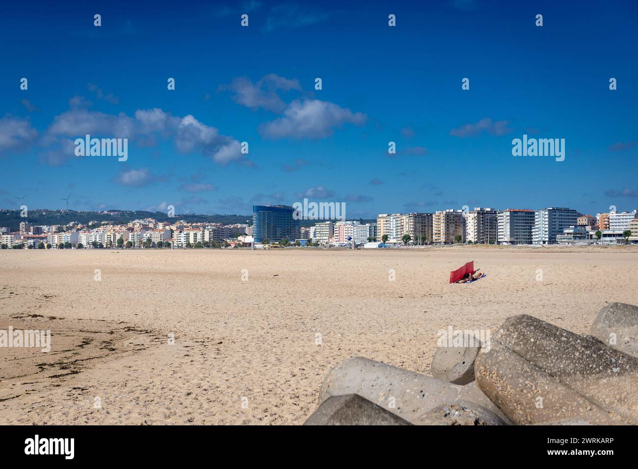 Atlantic Ocean beach in Figueira da Foz city, Coimbra District of ...