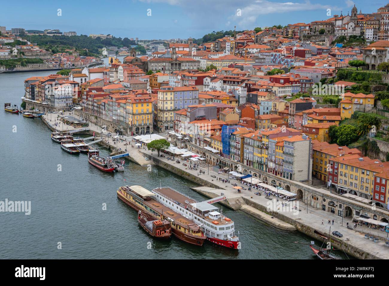 Ribeira waterfront area hi-res stock photography and images - Alamy
