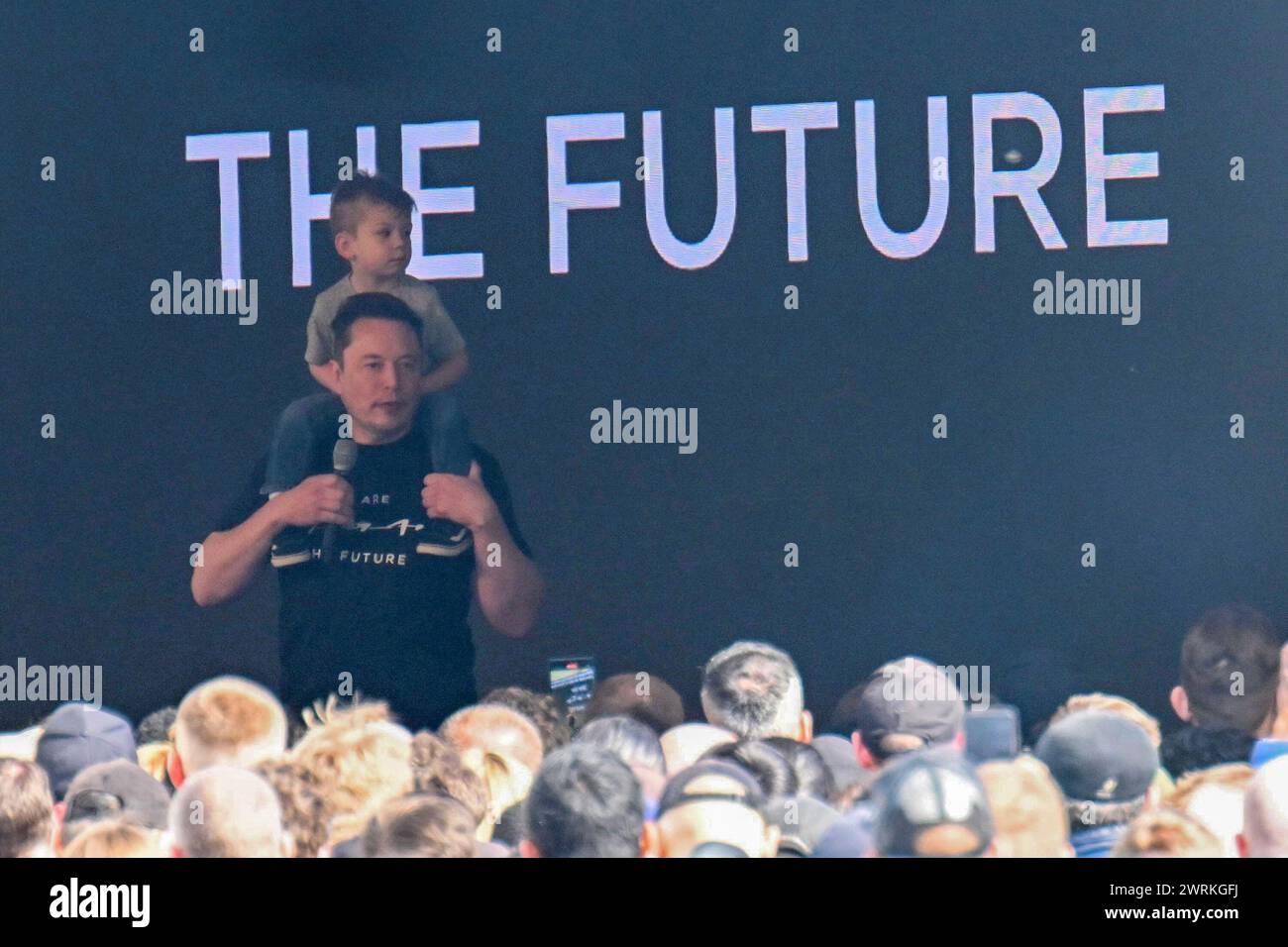 Tesla ceo elon musk speaks hi-res stock photography and images - Alamy