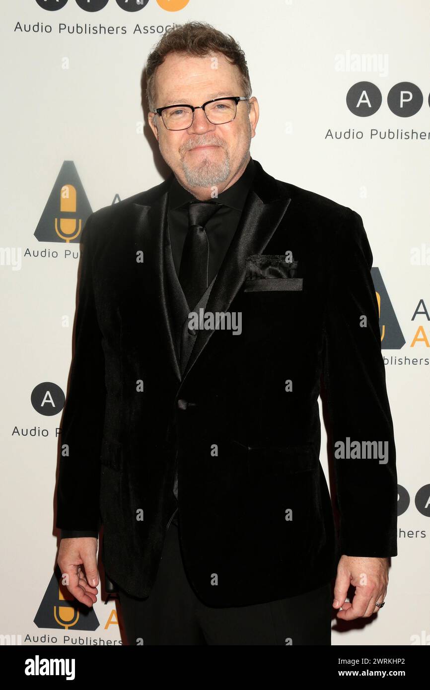 LOS ANGELES - MAR 4: Scott Brick at the Audie Awards at the Avalon ...