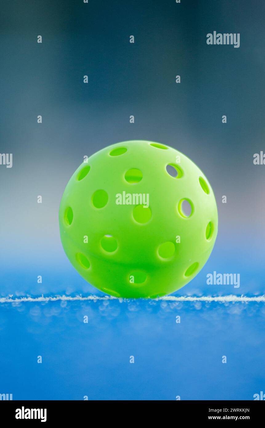 Pickleball play hi-res stock photography and images - Alamy