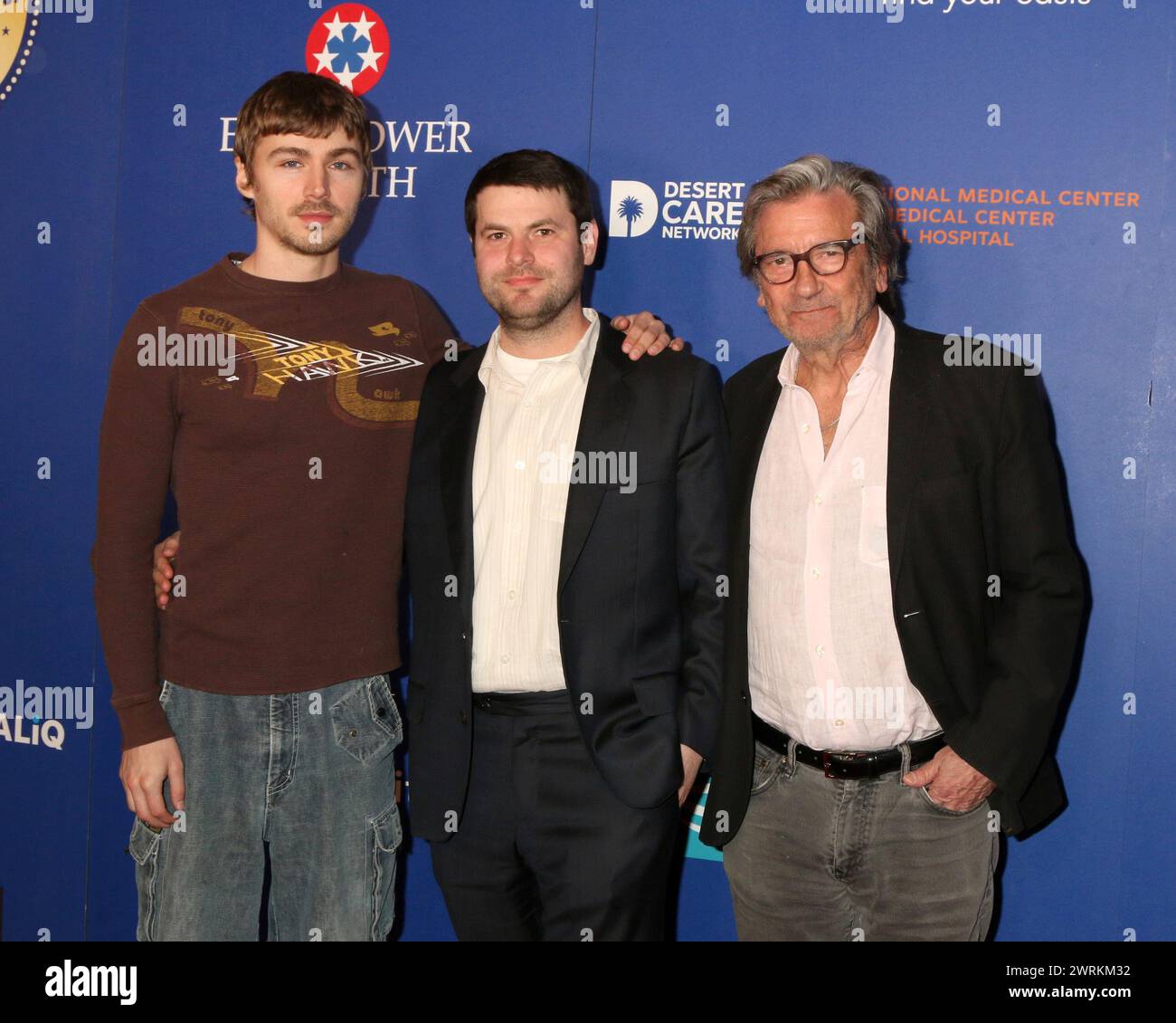 LOS ANGELES - JAN 13: Miles Heizer, Noah Pritzger, Griffin Dunne at the ...
