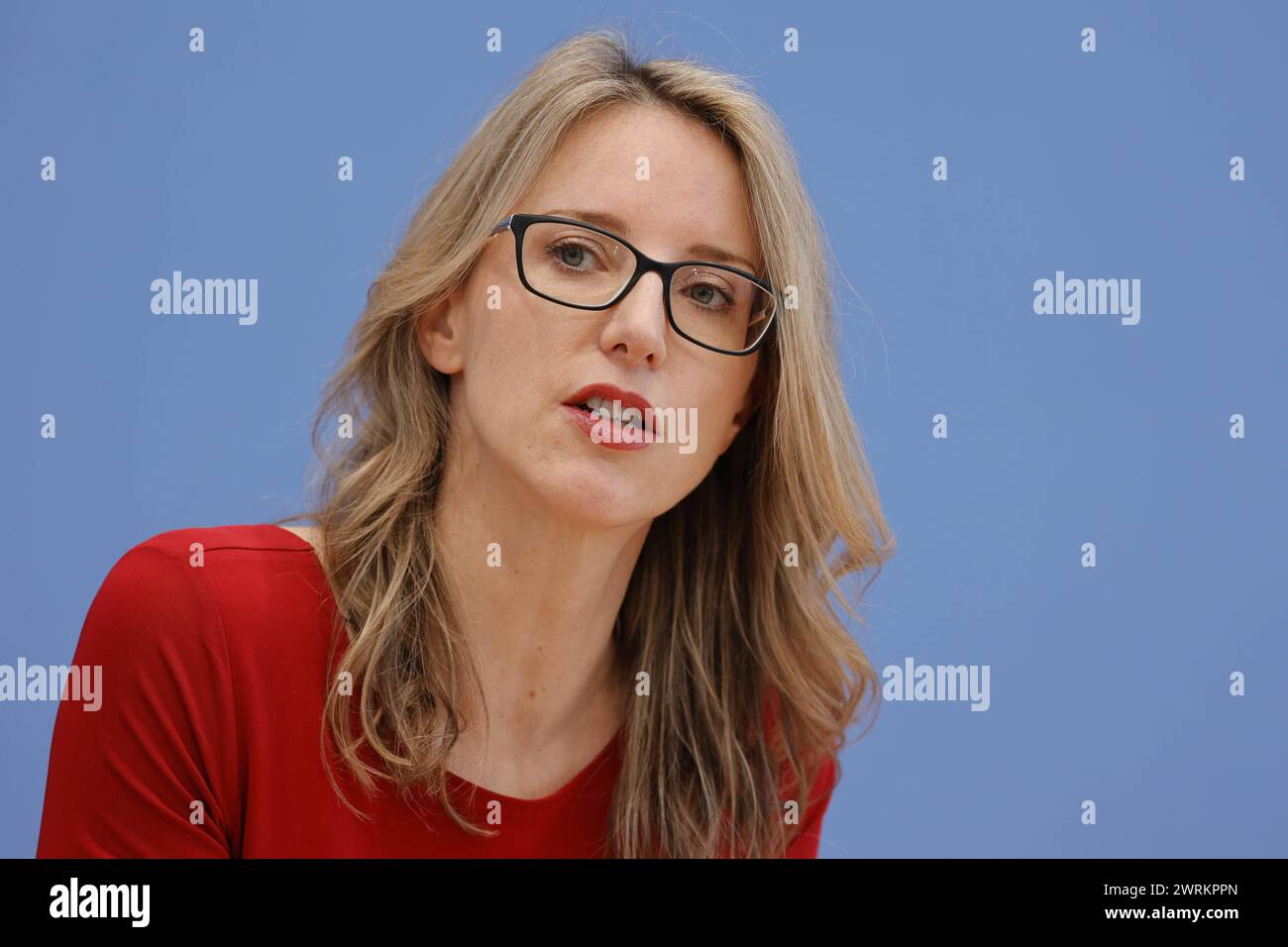 Alena buyx hi-res stock photography and images - Alamy