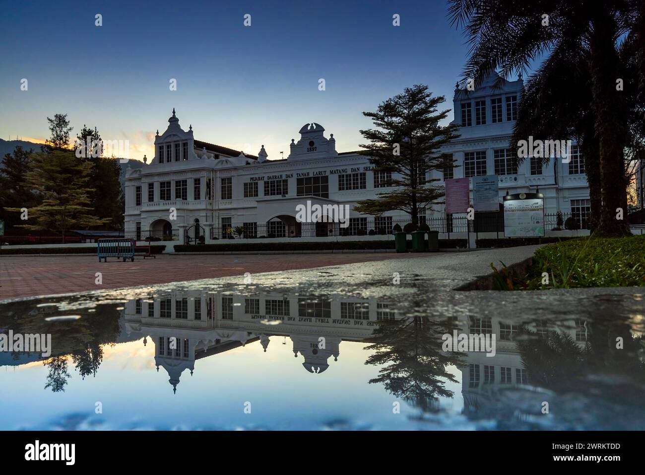 Taiping's land and survey building located at Taiping city of Perak ...
