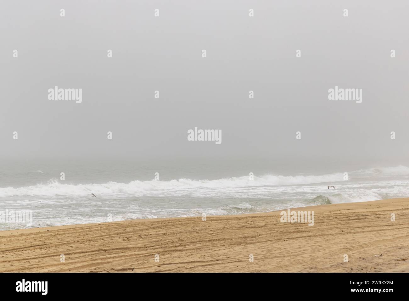 Sand beach road highway hi-res stock photography and images - Alamy